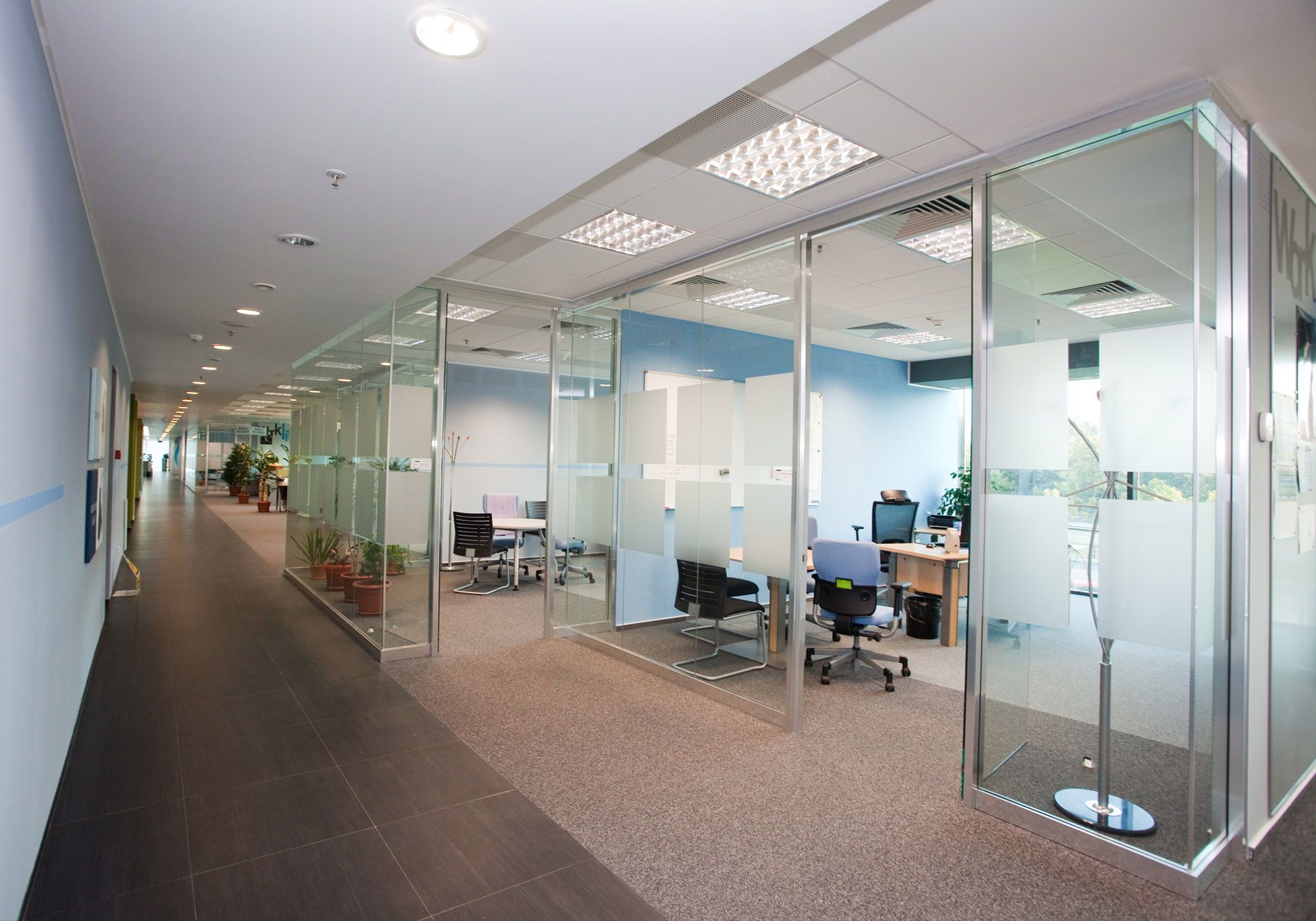 Commercial Window Film Supply & Installation UK | Bow Window Film LTD